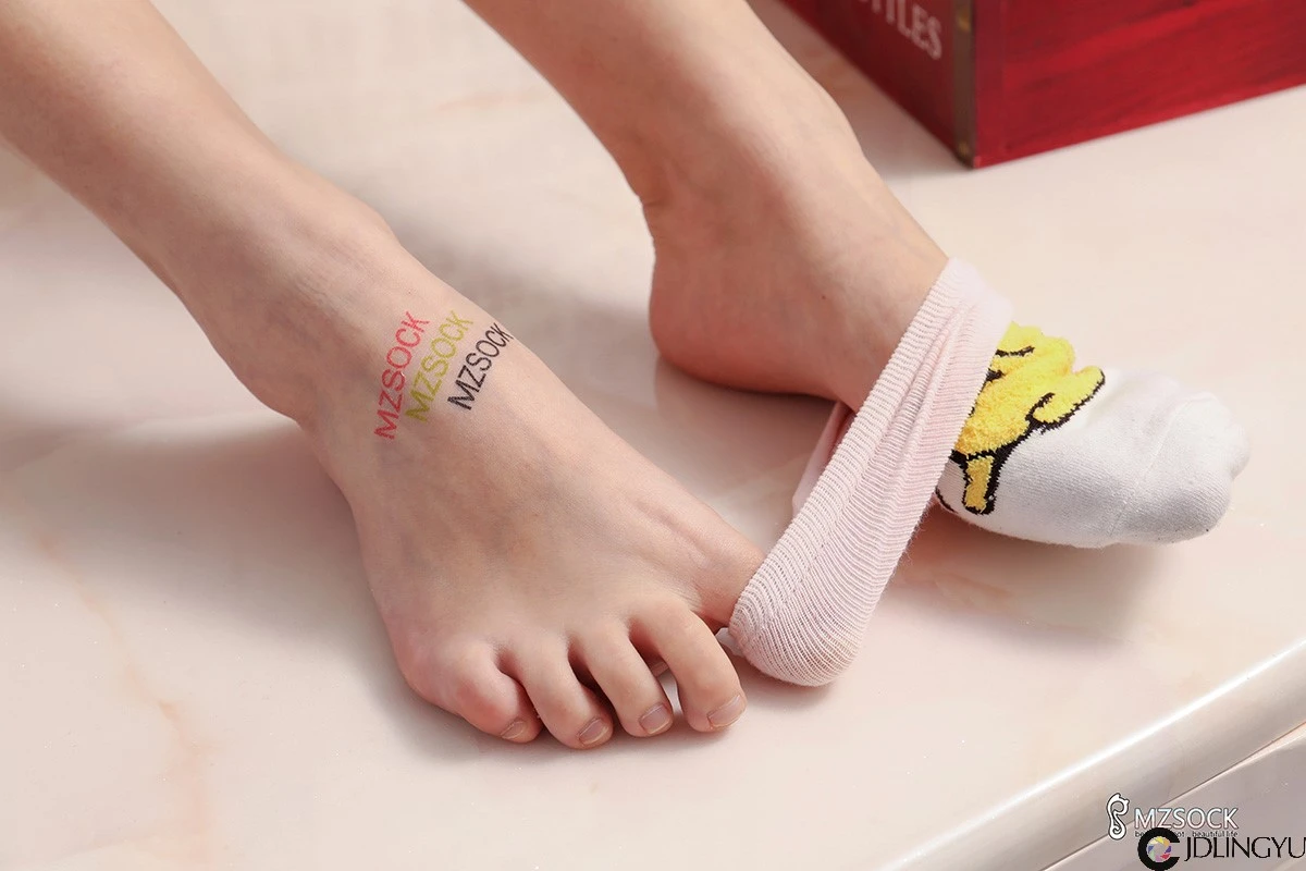 [MZSOCK]爱美足 No.204 北北 – 绝对领域